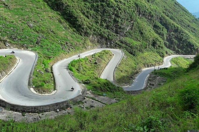 Vietnam North East Highlights Discovery 4Day Package Tour - Key Points