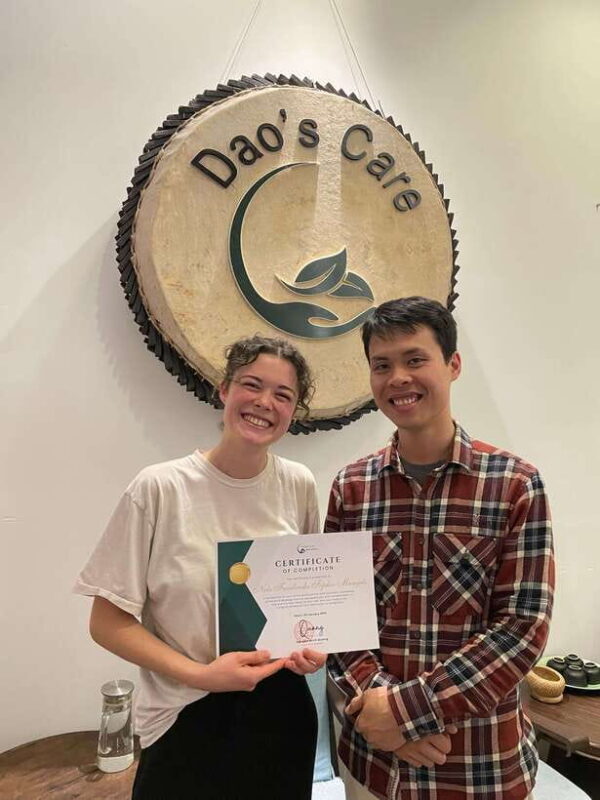 Vietnamese deep tissue neck and shoulder massage class - A Closer Look at the Course Experience