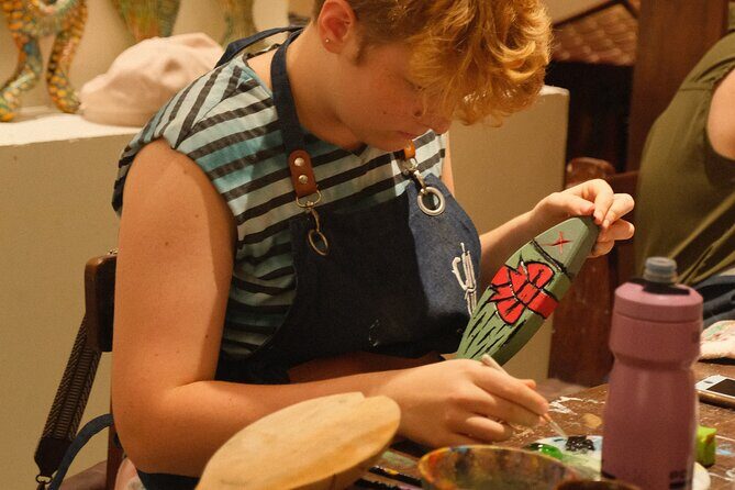 Vietnamese Woodcarving Workshop in Ho Chi Minh City - Practical Details: Transportation, Cost, and Group Size