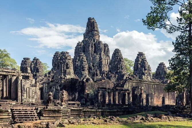 Viewing Sunrise At Angkor Half-Day Tour - Discovering Cambodia’s Most Famous Sunrisings: The Itinerary in Detail