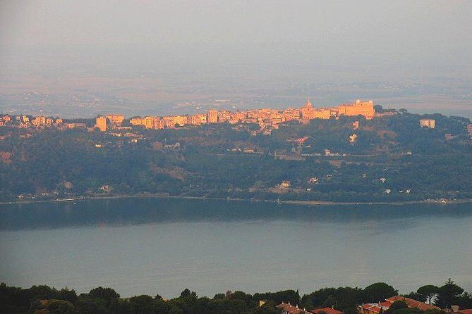 Villa D'Este and Wine Tasting in Castel Gandolfo Private Tour with Driver - Key Points