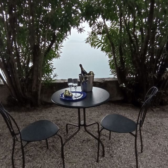 Villa Monastero in Varenna with aperitif - Frequently Asked Questions