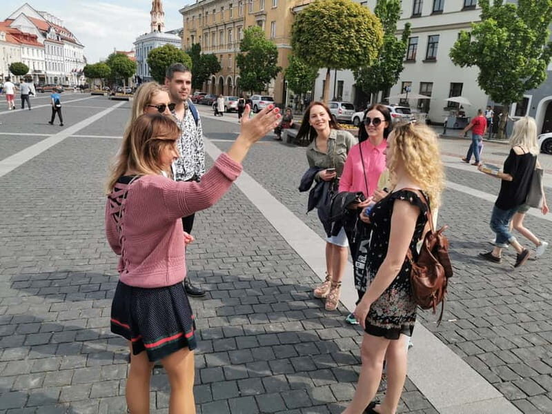 Vilnius: City Highlights Walking Tour - Key Points