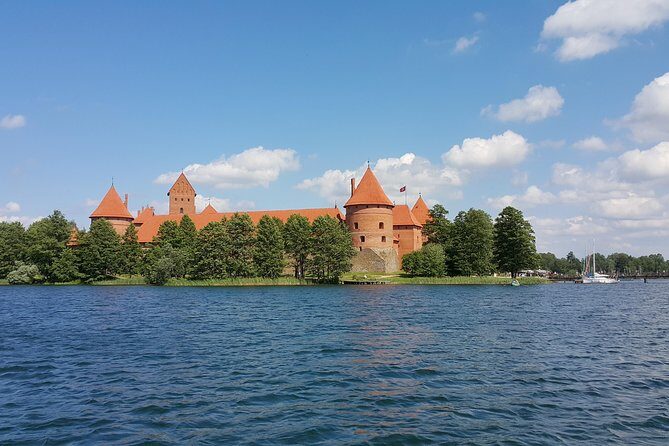 Vilnius Custom Day Trip to Trakai and Kernave - The Sum Up: Who Is This Tour Best For?