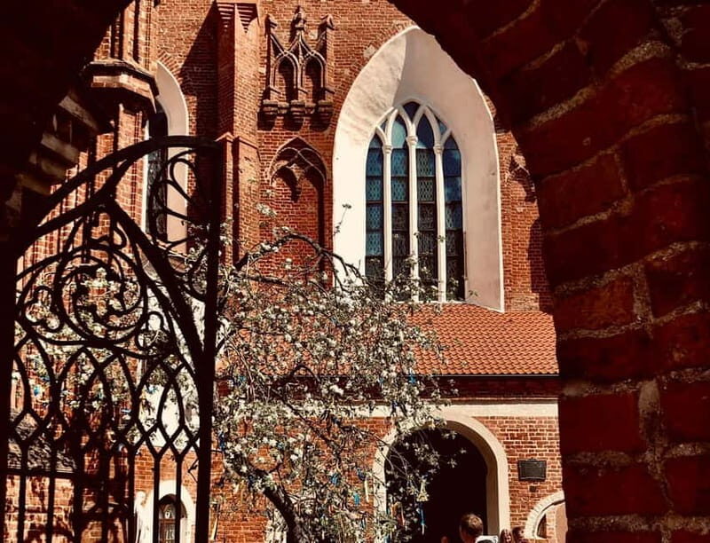 Vilnius: Customized walking day/night tours around Vilnius - Practical Tips for Your Tour