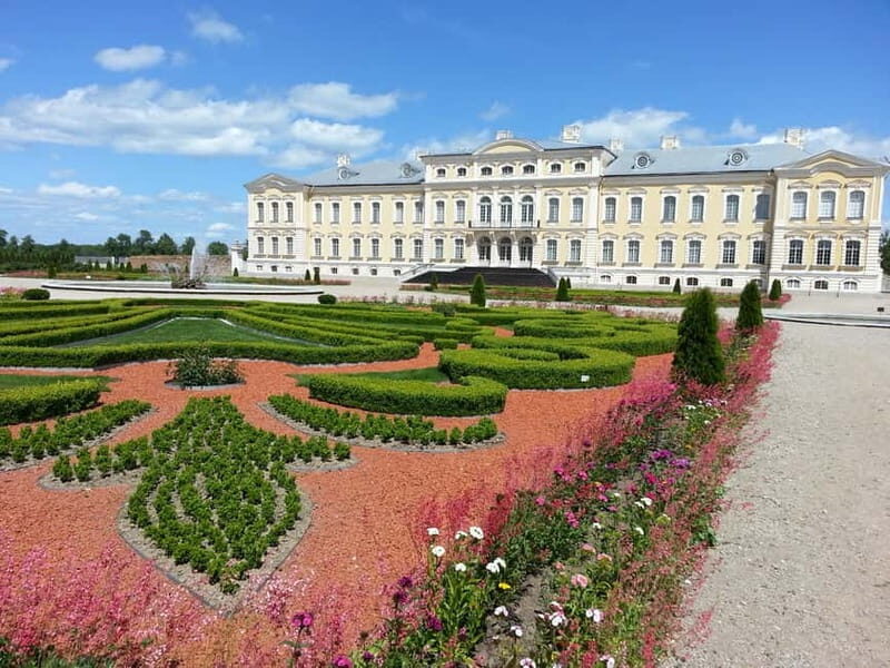 Vilnius: Hill of Crosses, Rundale Palace, Bauska Castle Trip - Key Points
