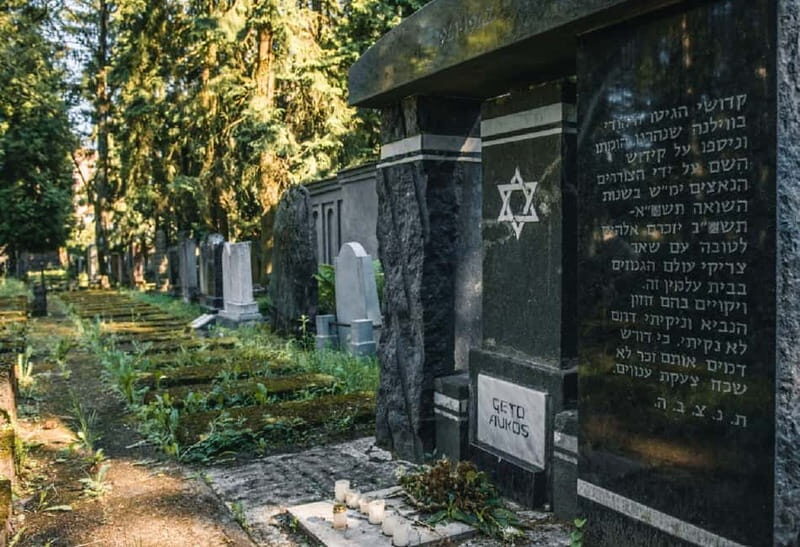 Vilnius: Jewish Heritage Sites Private Tour with Transfer - Discovering Vilnius’ Jewish Heritage: An In-Depth Look