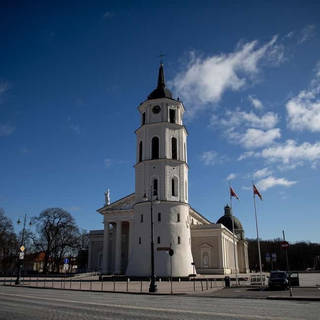 Vilnius: Private Half-Day City Tour by Minivan - An In-Depth Look at Vilnius: Experience Every Detail