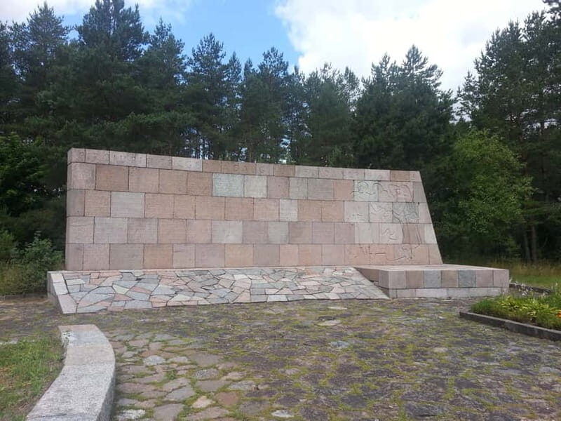 Vilnius: Private Paneriai Park, Trakai Castle, Kernav Tour - An In-Depth Look at the Tour Experience