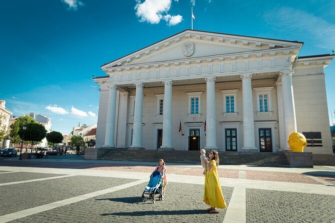 Vilnius Private Photoshoot Tour - A Close Look at the Vilnius Private Photoshoot Tour