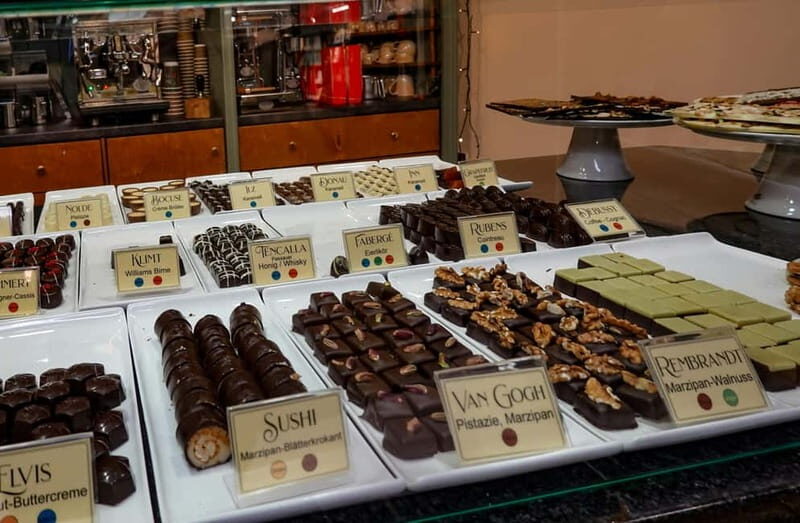 Vilnius to Trakai Island Guided Tour with Chocolate Tasting - Key Points