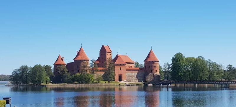 Vilnius: Trakai Castle Half-Day Tour by minivan - The Highlight: Trakai Island Castle