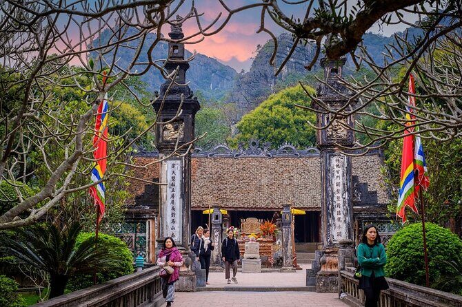 Vina Cruise: 3-Day Tour to Ninh Binh and Halong Bay from Hanoi - Final Word