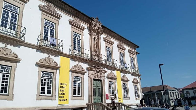 Vineyards and History of the City 6H - FAQ