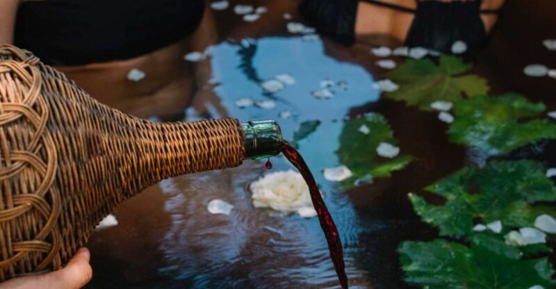 Vinotherapy in a Gallura winery with wine tasting - Key Points