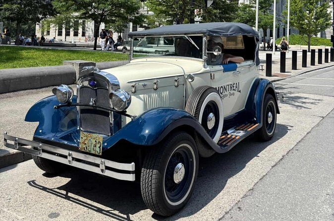 Vintage 1930 convertible! Old Montreal Tour-Private Guide -70 min - FAQ