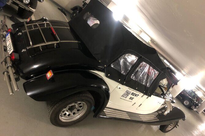 Vintage Cars Prague - Grand City Tour 150min / 1-6 pers. 2,5hrs - FAQs