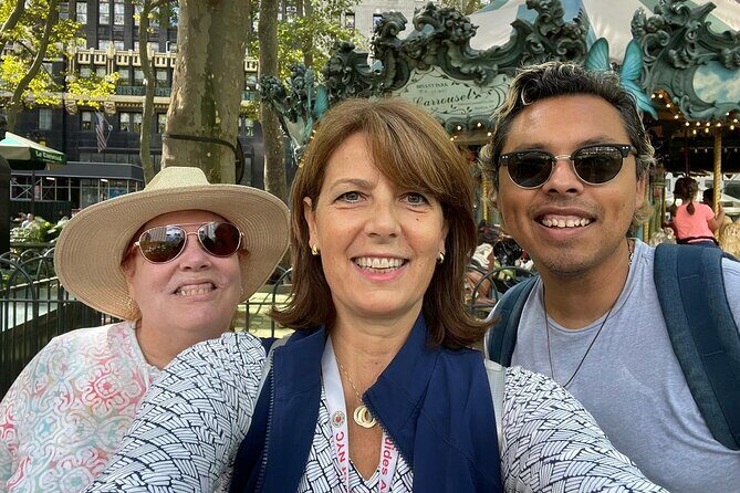 Vintage Flea Market Tour in New York City with Local Expert Guide - Exploring the Vintage Flea Market Tour in New York City with a Local Guide