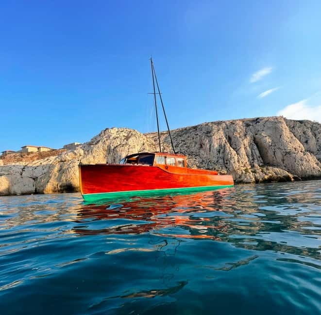 Vintage sunset boat tour of Marseille - small groups (2h) - The Sum Up
