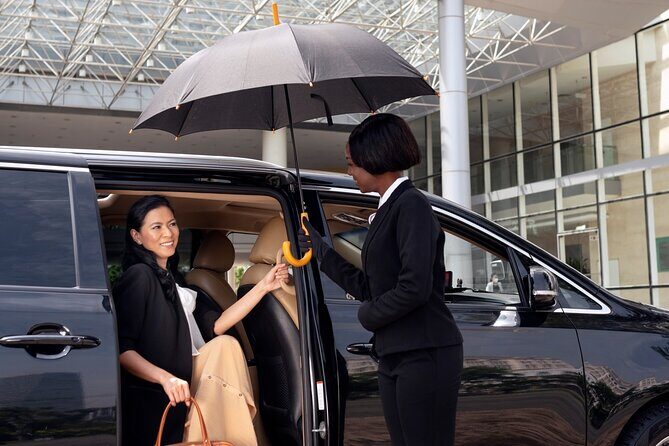 VIP Airport Butler Arrival Experience in Jamaica - How the Service Works