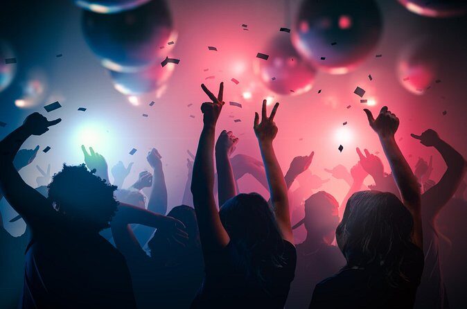 VIP Club Crawl Fremont Street, Las Vegas: Entry & Drink Specials - The Sum Up