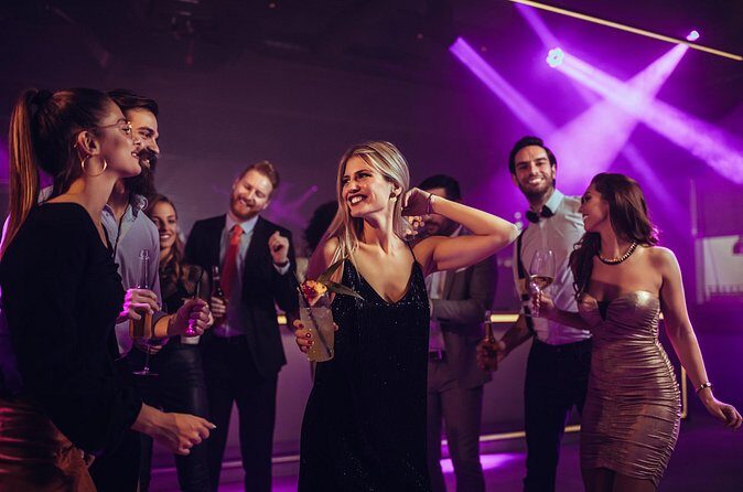 VIP Club Crawl Fremont Street, Las Vegas: Entry & Drink Specials - Who should consider this experience?