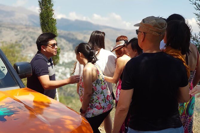 VIP Luxury Private Tour- Half Day - 4x4 Excursion with Land Rover - FAQs