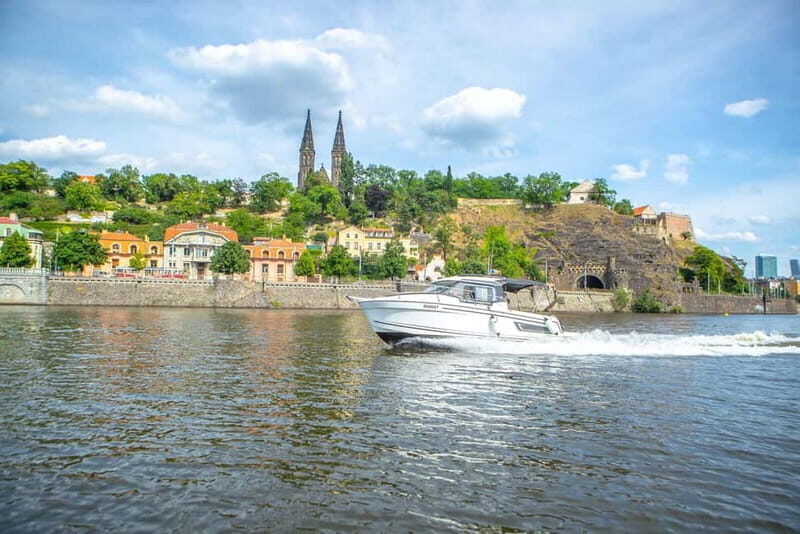 VIP Prague YachtBoat SPEED Experience: All-You-Can-Drink - The Value Proposition