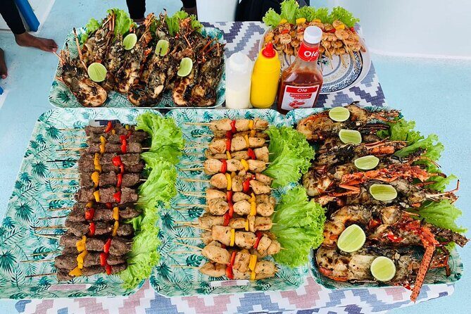 VIP Private Booze Cruise with Live Dj and BBQ in Punta Cana - Food & Drinks: A Taste of the Caribbean