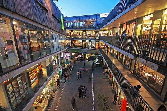 VIP Private Seoul City Tour - The Noteworthy Guide Experience