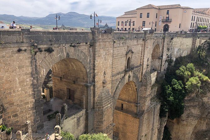VIP Ronda Wine Tour and Tasting and Gourmet Lunch Experience with Winemaker - Value and Practical Tips