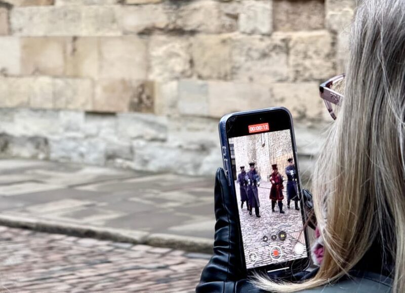 VIP Tower of London Beefeater Meet & Greet and Royal London - Why This Tour Stands Out