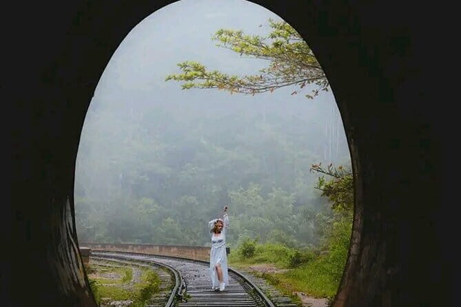 Visit Around Ella with diyaluma falls - Who Will Love This Tour?