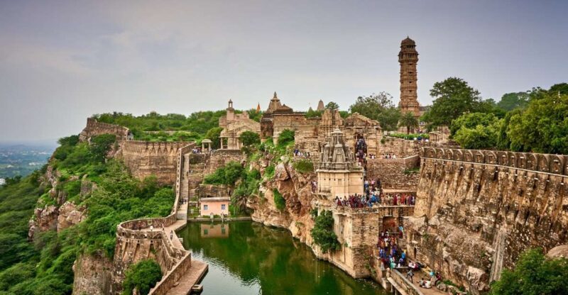Visit Chittorgarh Fort with Pushkar Drop from Udaipur. - Why Choose This Tour?
