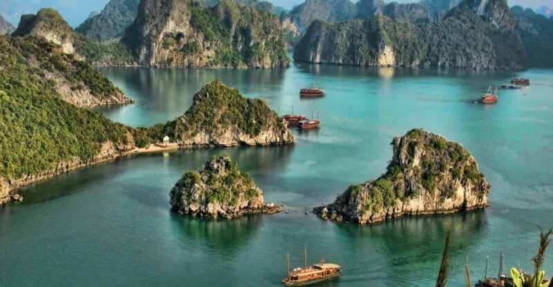Visit Ha Long - "a wonder of the world" from Ha Noi or back - The Itinerary: What to Expect