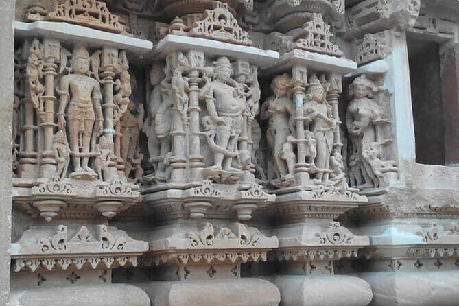 Visit Osian Temple with Camel ride and Jeep Safari from Jodhpur including meal - Key Points