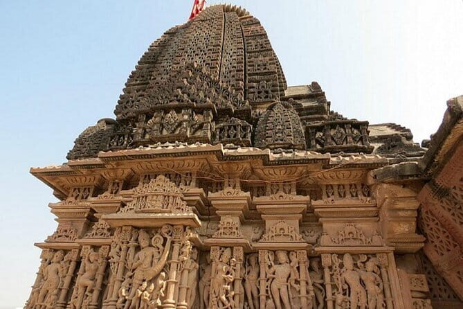 Visit Osian Temple with Camel ride and Jeep Safari from Jodhpur including meal - FAQs