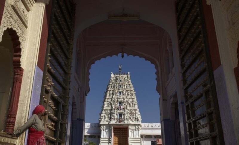 Visit Pushkar with Jaipur Drop from Bikaner - Key Points