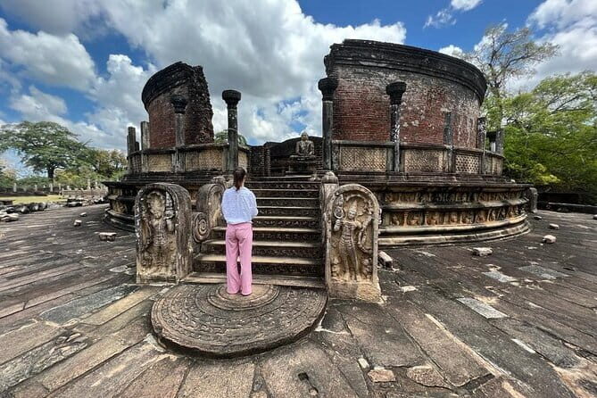 Visit Sri Lanka in 10 Nights 11 Days - Key Points