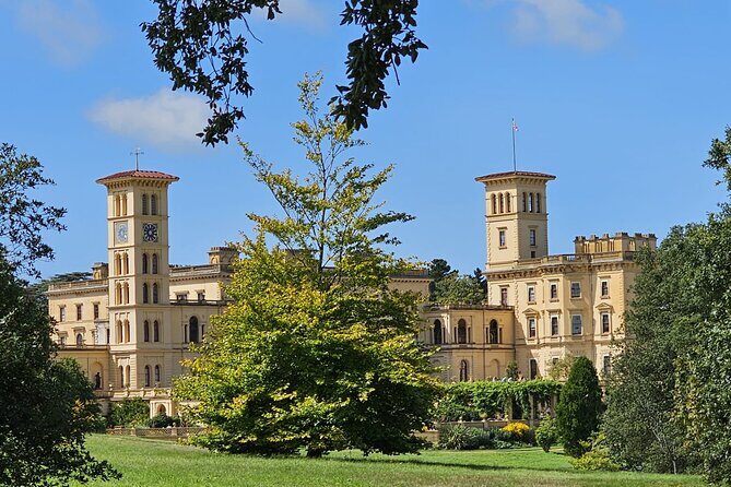 Visit Stonehenge and Salisbury from Southampton - What Its Like Traveling With Ciao Bello Southampton Taxi