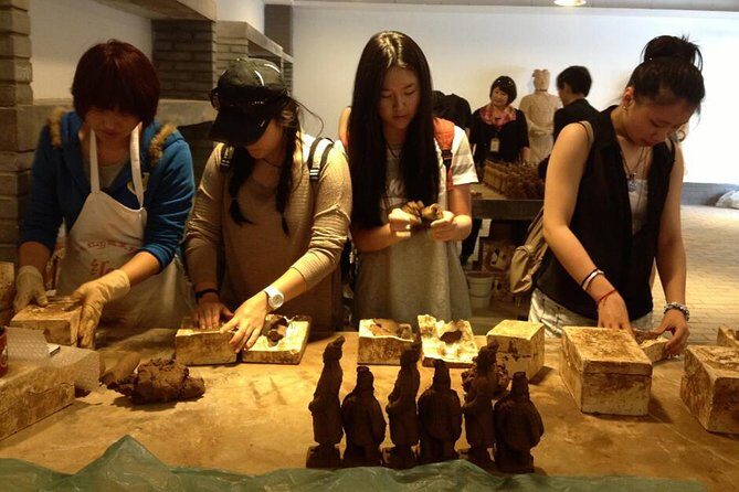 Visit Terracotta Warriors and Learn How to Make One in Xian - Discovering the Terracotta Army: What This Tour Offers