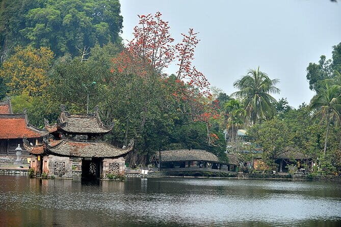 Visit Thay Pagoda Duong Lam Ancient Village Hanoi Private Tour - Discovering Hanoi’s Hidden Gems: Thay Pagoda and Duong Lam Ancient Village