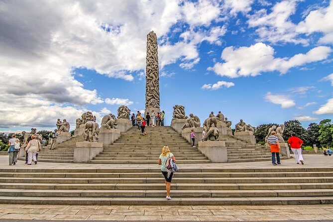 Visit the Instaworthy Spots of Oslo's Vigeland Park with a Local - The Green Heart of Oslo