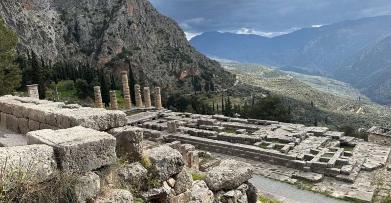 Visit Thermopylae & Delphi Navel of Earth Private Tour 8H - Why This Tour Delivers Value