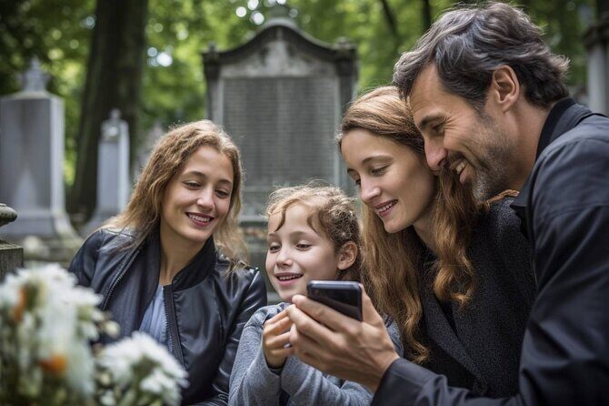 Visit to Père Lachaise Cemetery: a self-guided tour - Frequently Asked Questions
