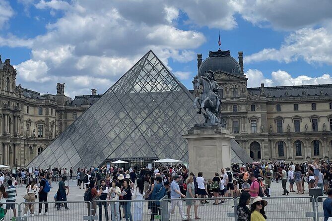 Visit to the Louvre Paris museum - Authentic Traveler Testimonials