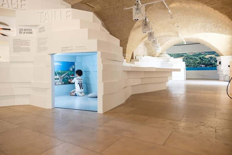 Visitor trail of the Cité in Chablis - An In-Depth Look at the Scenographic Visit