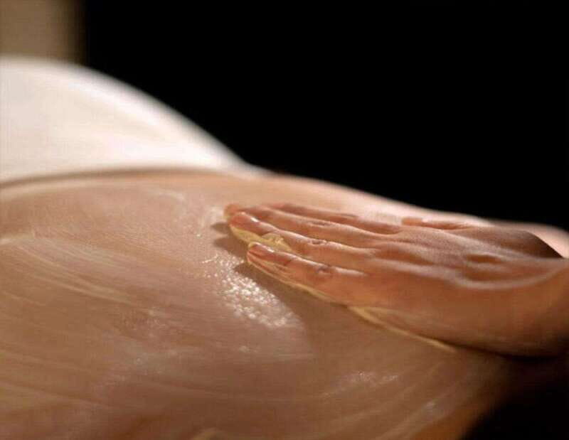Vitamin C Body Wrap - What to Expect from the Vitamin C Body Wrap Experience