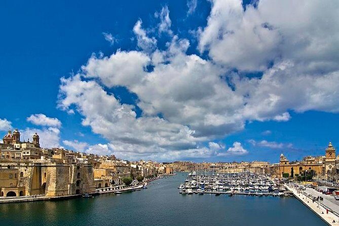 Vittoriosa, Cospicua and Senglea Vintage Bus Tour - The Tour Experience in Detail
