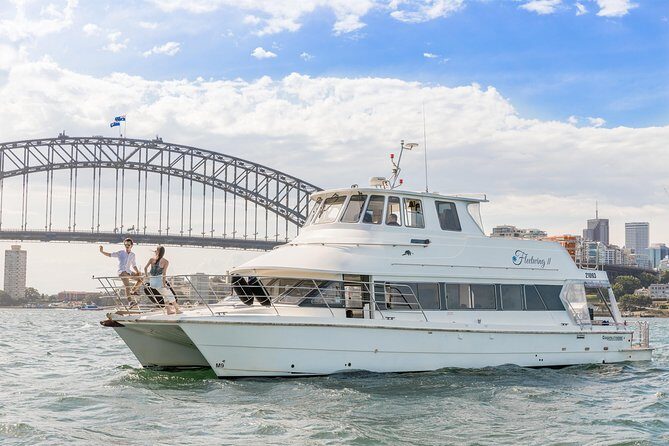 Vivid 90-Minute Sydney Harbour Intimate Catamaran Cruise with Canapes - Why Choose This Vivid Harbour Cruise?